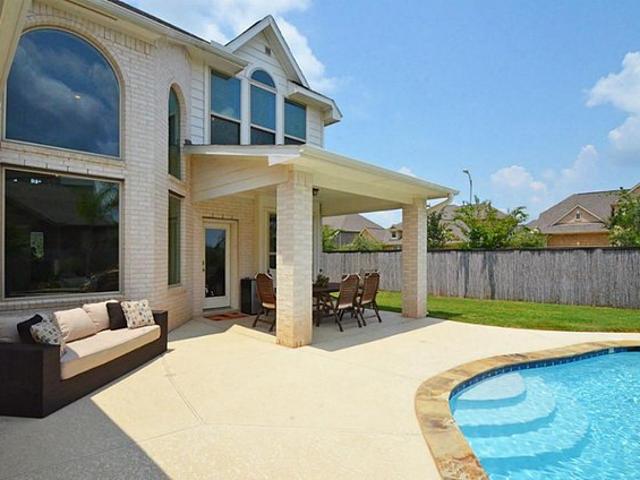 4603 Red Hawk Ct, Sugar Land, TX 77479