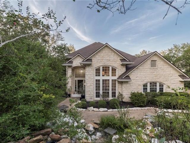 4603 Spyglass Ct, College Station, TX 77845