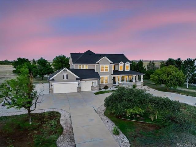 460 Columbine Dr, Bennett, CO 80102