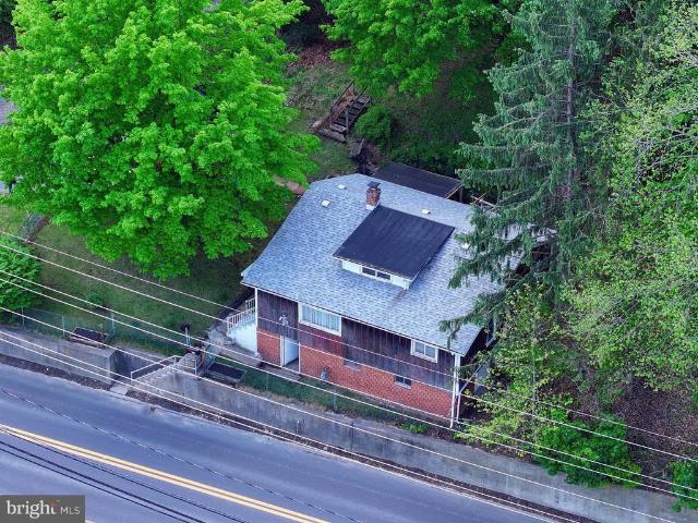 460 Armstrong Street