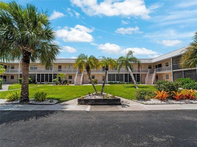 460 Base Ave E Apt 128, Venice, FL 34285