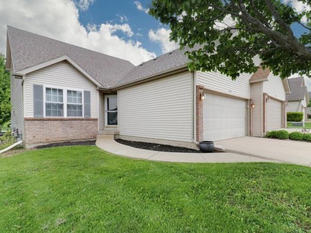460 Beechwood Ct, Normal, IL 61761