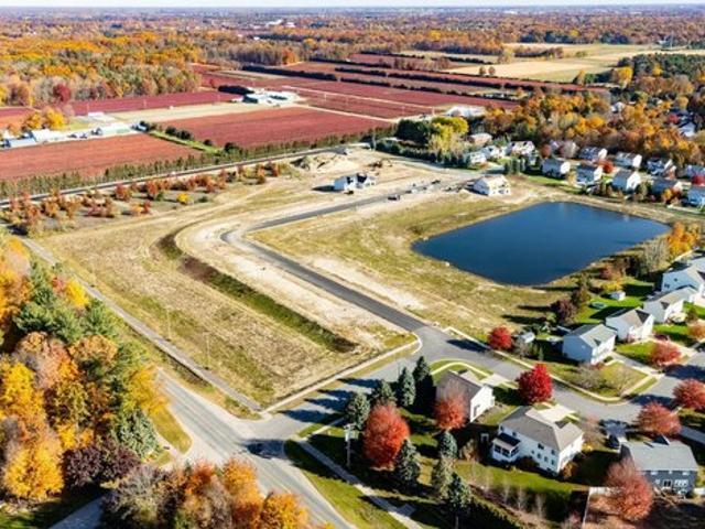 460 Bluecrop Dr Lot 2, Holland, MI 49424