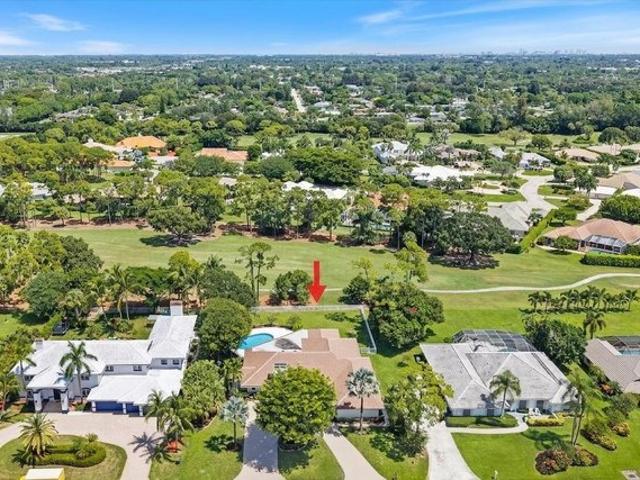 460 Glenbrook Dr, Atlantis, FL 33462