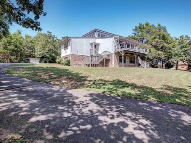 460 Grandview Heights Dr, Conway, AR 72032