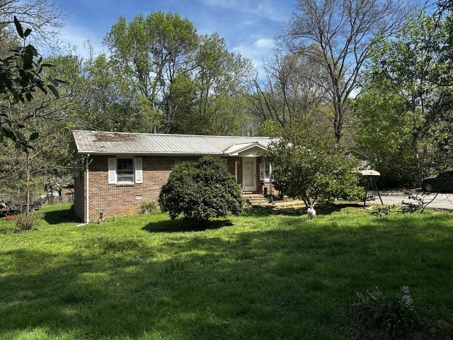 460 Dogwood Cir