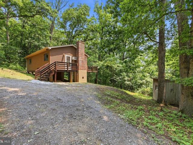 460 Hilltop Ln, Mount Jackson, VA 22842