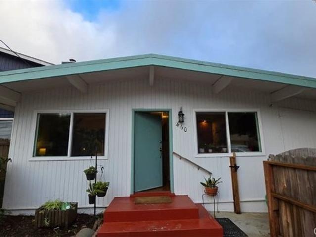 460 Jamaica St, Morro Bay, CA 93442