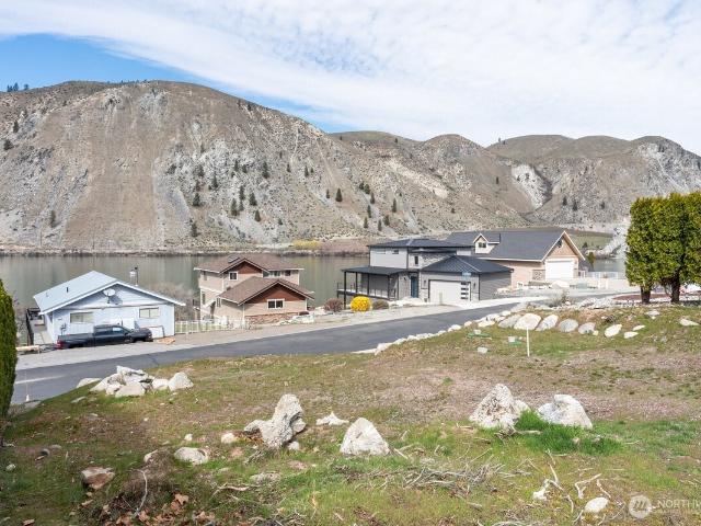 460 Lakefront Drive