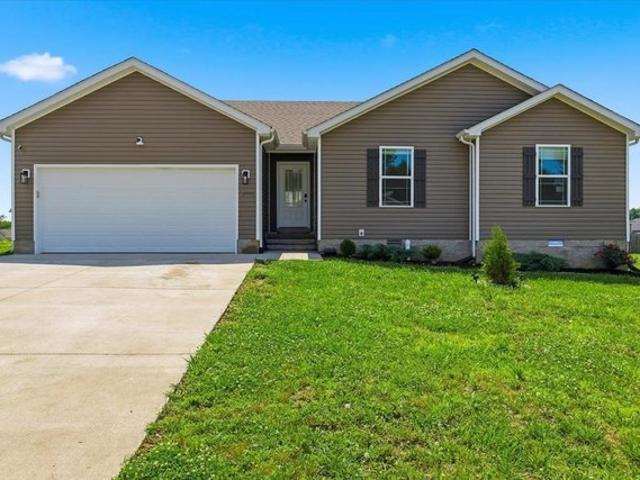 460 Lansing Ln, Bowling Green, KY 42101