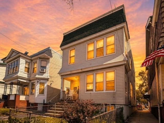 460 Myrtle Ave
