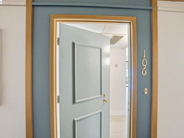 460 N Civic Dr Apt 106, Walnut Creek, CA 94596