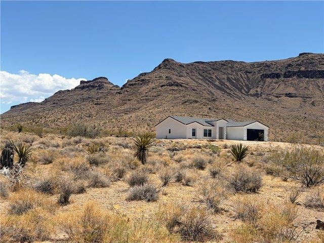 460 S Kelvin Rd, Golden Valley, AZ 86413