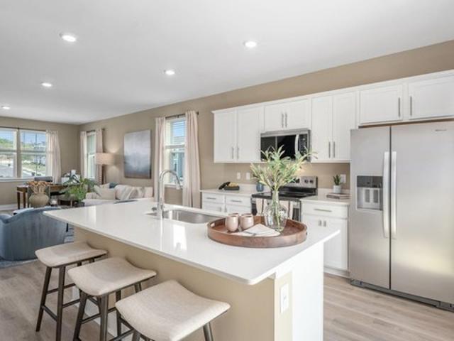 460 Sophie St, Strasburg, VA 22657