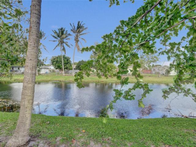 460 SW 66th Ave, Pompano Beach, FL 33068 | MLS #A11998