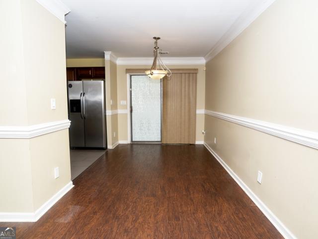 460 Paxton Place