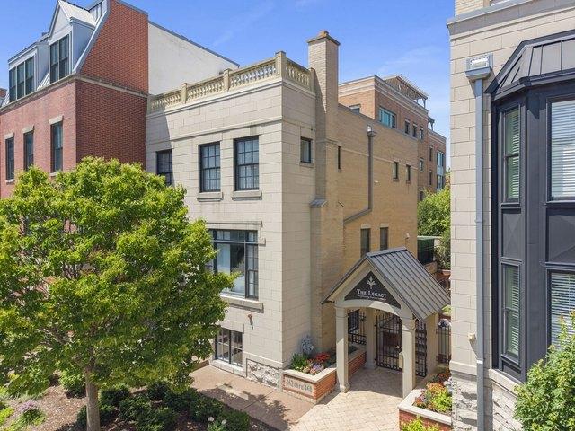 460 Pennsylvania Ave Apt C, Glen Ellyn, IL 60137
