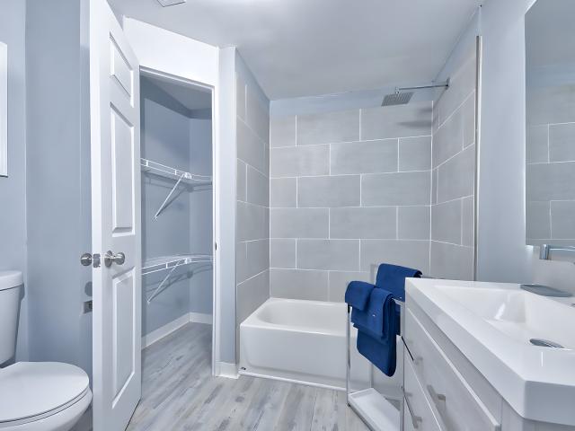 460 W 28th Pl, Chicago, IL 60616 | MLS #12611