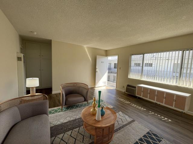 460 W. Doran St. Glendale CA