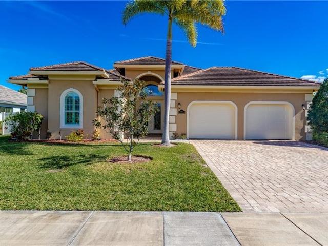 460 Wingate Ter SW, Vero Beach, FL 32968