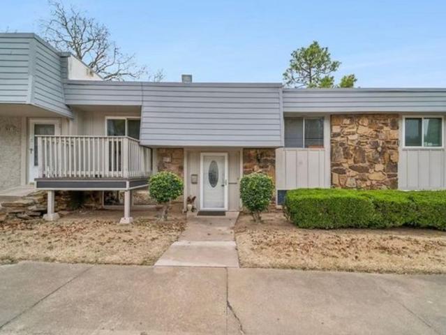 4614 E 68th St, Tulsa, OK 74136