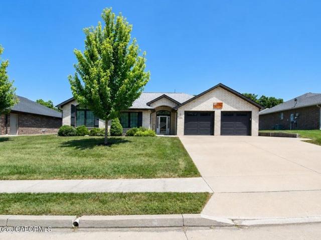 4614 Tanman Ct, Jefferson City, MO 65109