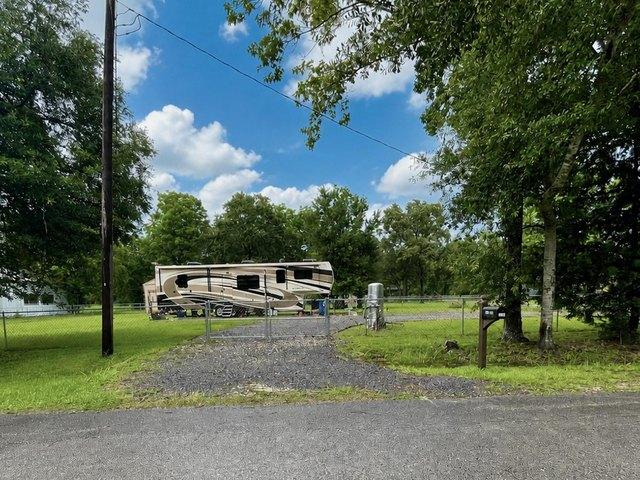 4614 Walea Dr, Orangefield, TX 77632