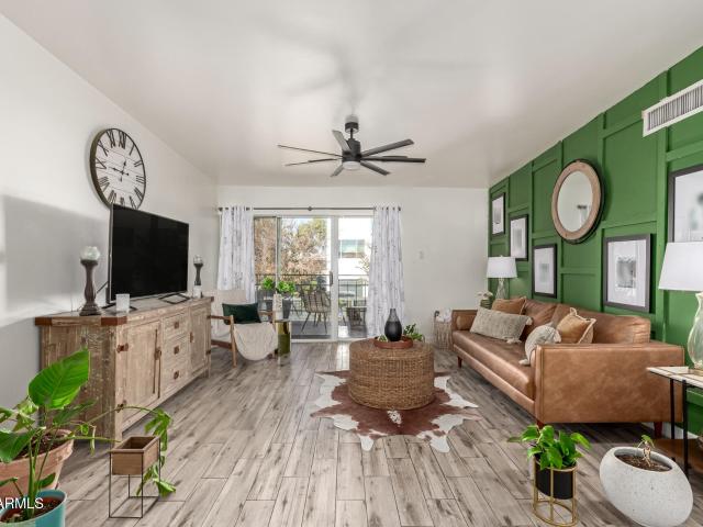 4615 N 22nd St, Unit 204, Phoenix, AZ 85016 | MLS #6971 | Compass
