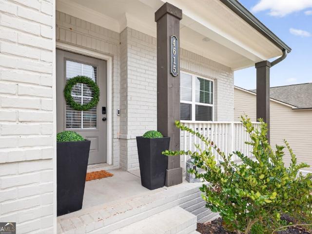 4615 Silver Oak Drive SW
