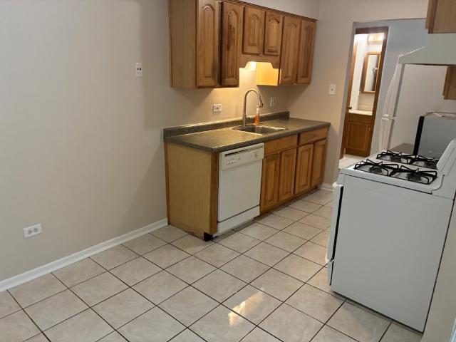 4616 Maple Avenue # 1A