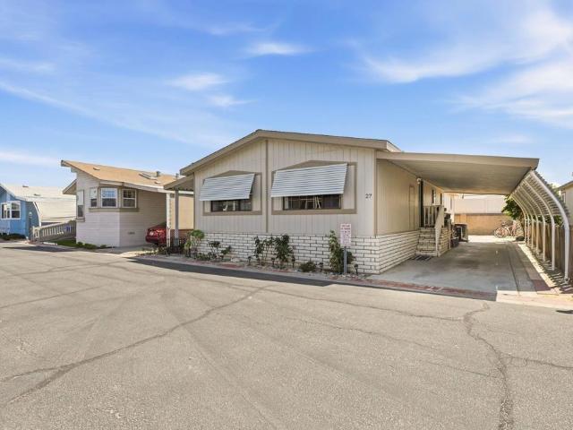 4616 N River Road 27