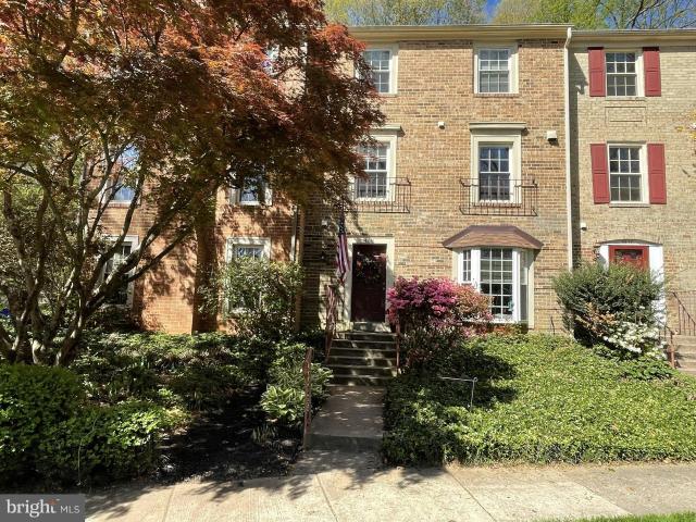 4616 Briar Patch Ct, Fairfax, VA 22032 | MLS #VAFX2296 | Compass