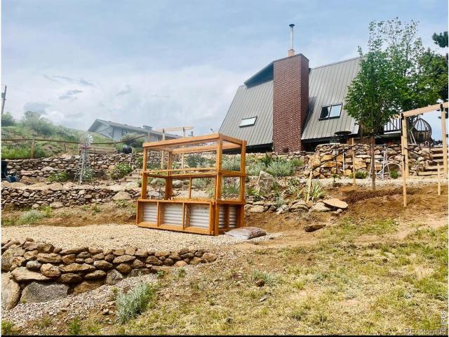 4616 Cliff View Lane