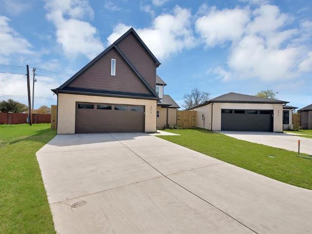 4616 Red Bud Court