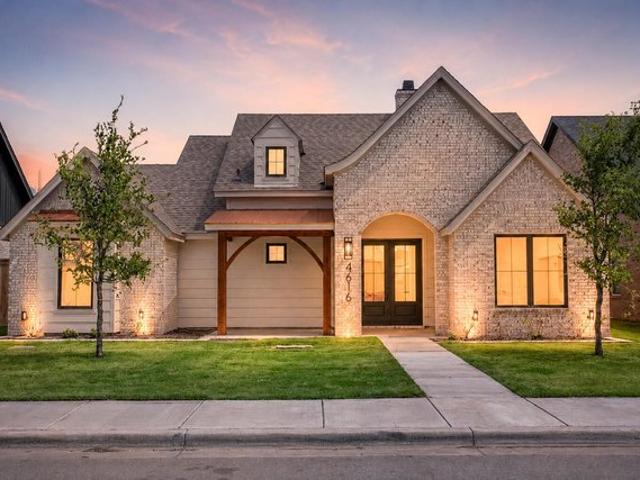 4616 th Pl, Lubbock, TX 79424