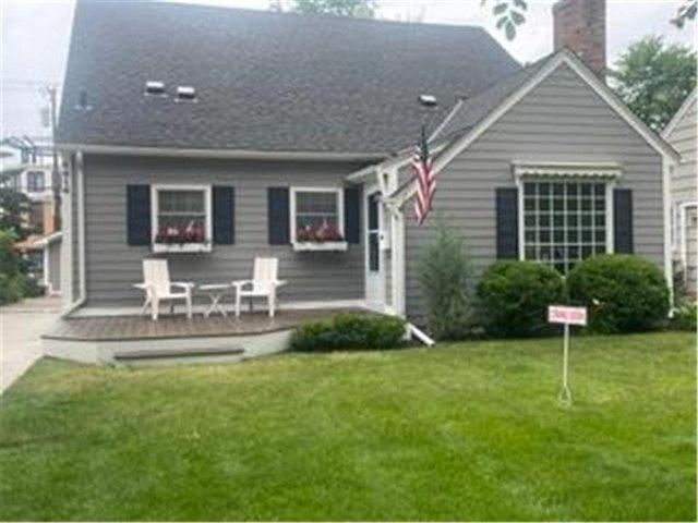 4616 Vallacher Ave, Saint Louis Park, MN 55416