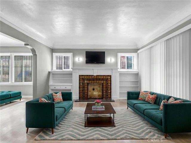 4616 6th Ave, Los Angeles, CA 90043