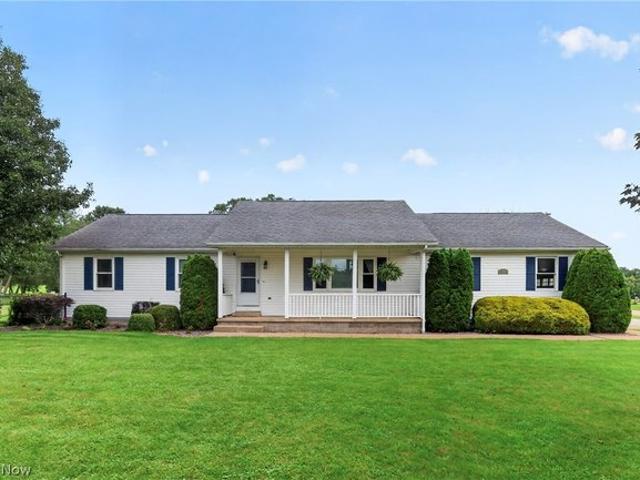 46170 Crestview Rd, New Waterford, OH 44445