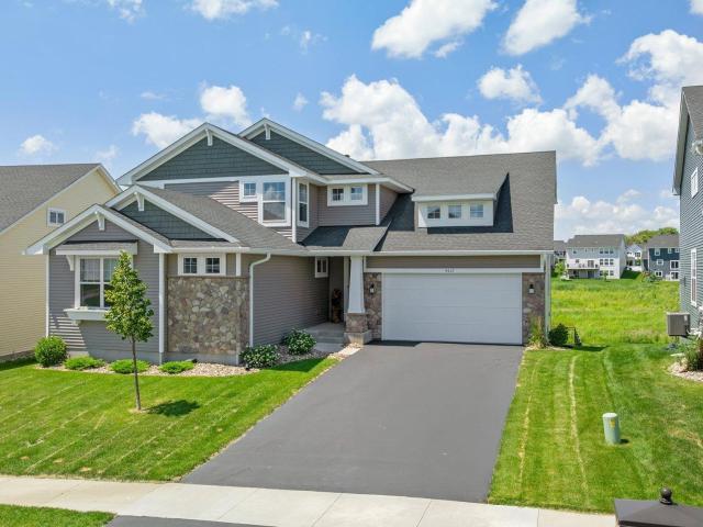 4617 Cobalt Ln, St. Paul, MN 55129 | MLS #6749 | Compass