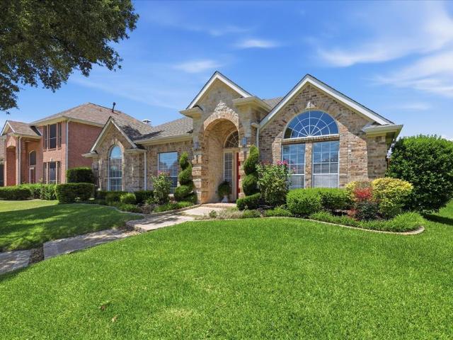 4617 Gardenia Way