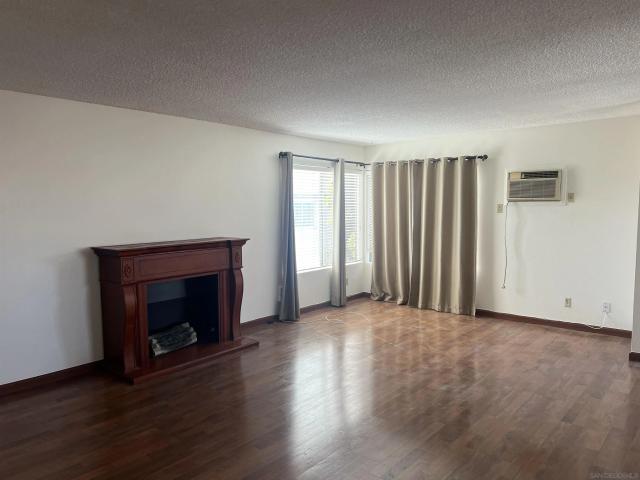 4617 Kensington Dr, Unit 2, San Diego, CA 92116 | MLS #260008 | Compass