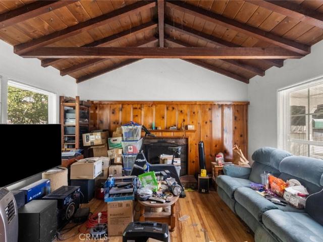 4617 Tilden Avenue