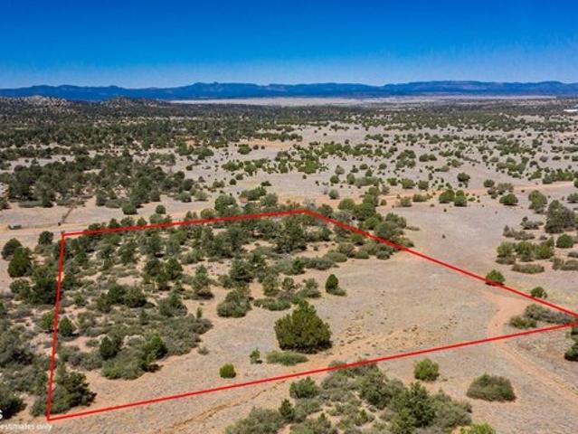 4617 W Sterling Ranch Rd, Prescott, AZ 86305