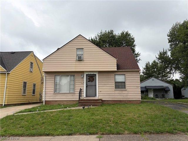4618 E 88th St, Garfield Heights, OH 44125