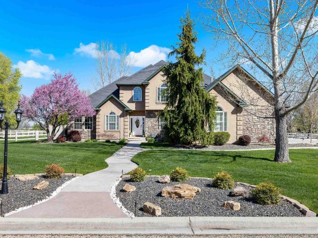 4618 W Saddle Ridge Dr