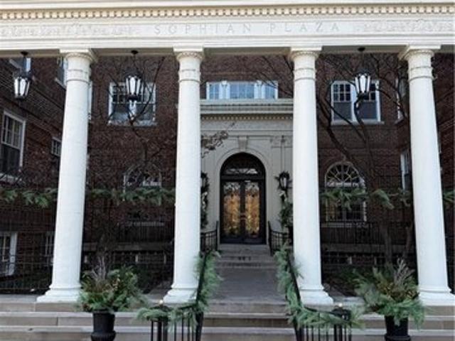 4618 Warwick Blvd Apt 4D, Kansas City, MO 64112