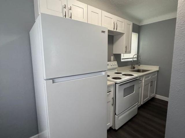 4619 1 Bedroom Apartment for Rent at 4619 13th Ave S, St. Petersburg, FL 33711 Childs Park