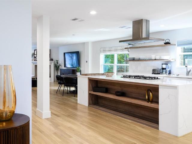 4610 Christopher Place