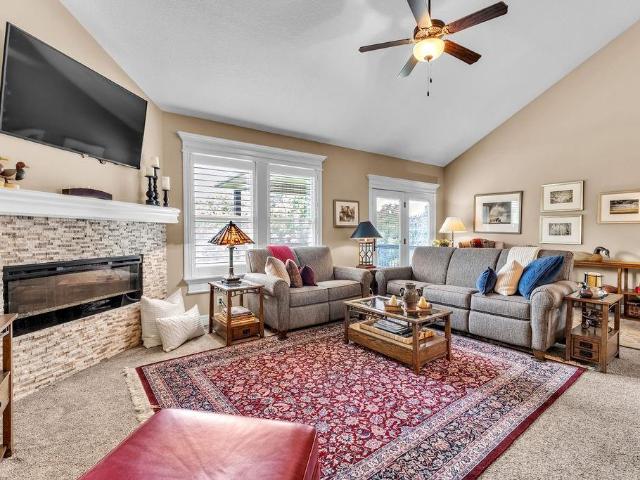 4610 W Stonebridge Drive