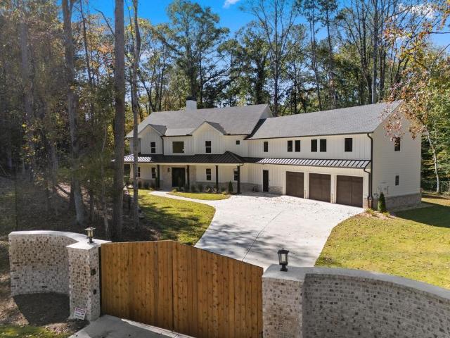 4611 Medlock Bridge Rd, Peachtree Corners, GA 30097 | MLS #7754